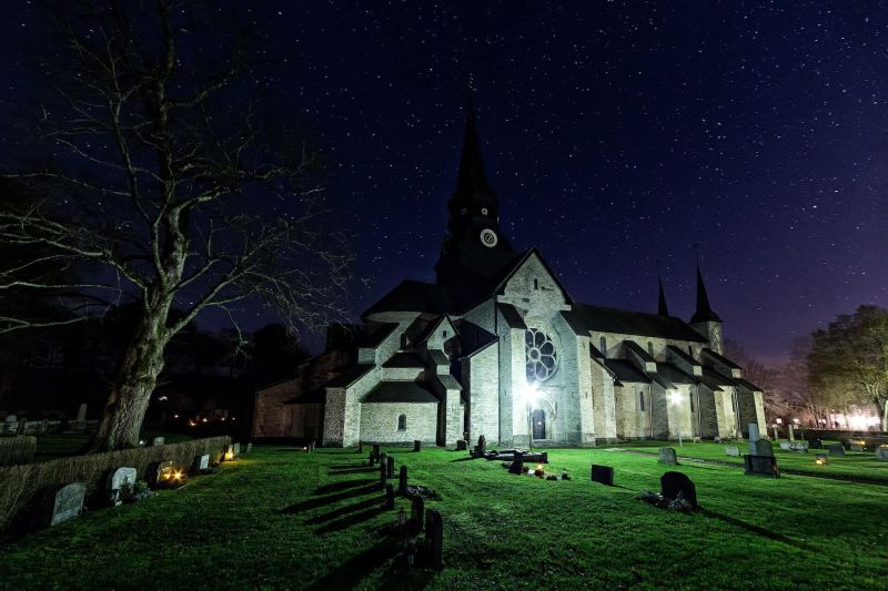 Exploring Beautiful Cemeteries | Mevisto Blog